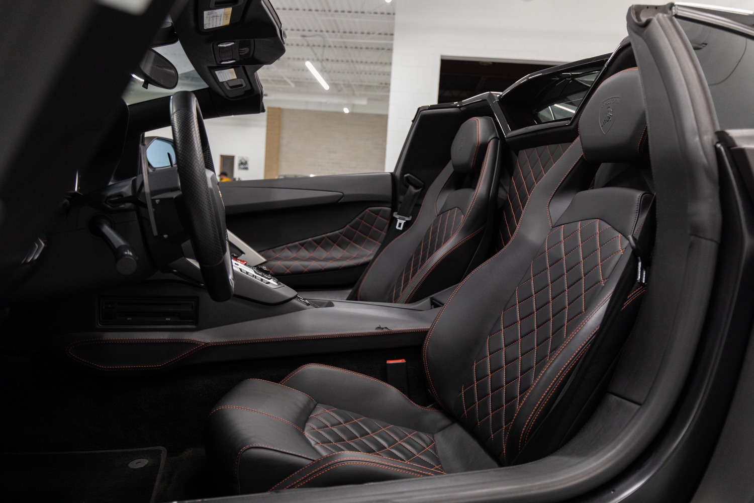 2015 Lamborghini Aventador LP 700-4