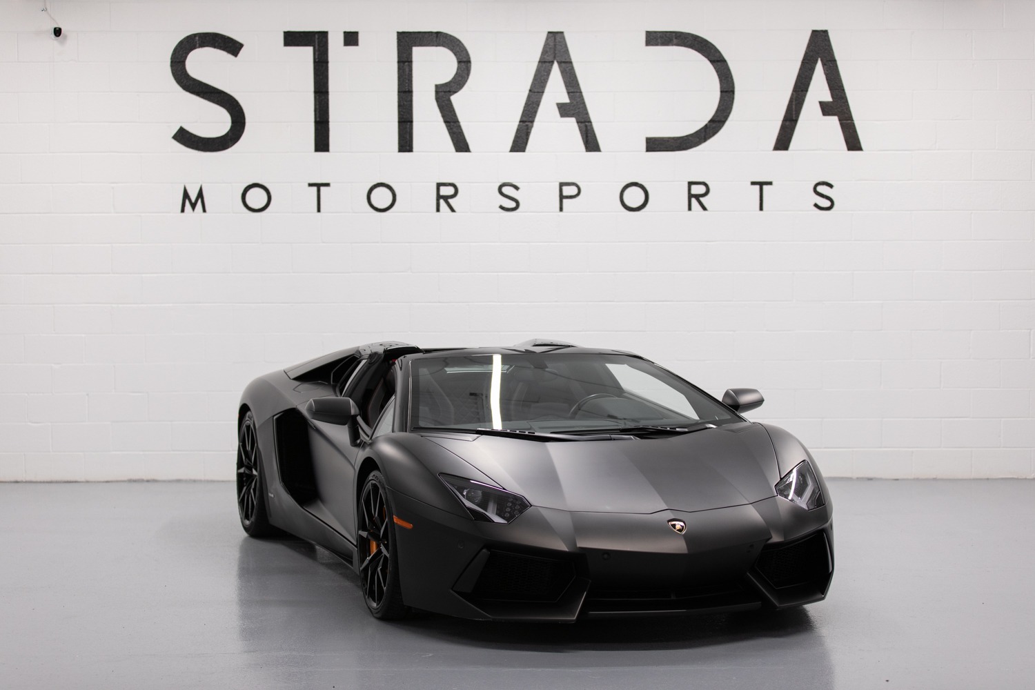 2015 Lamborghini Aventador LP 700-4