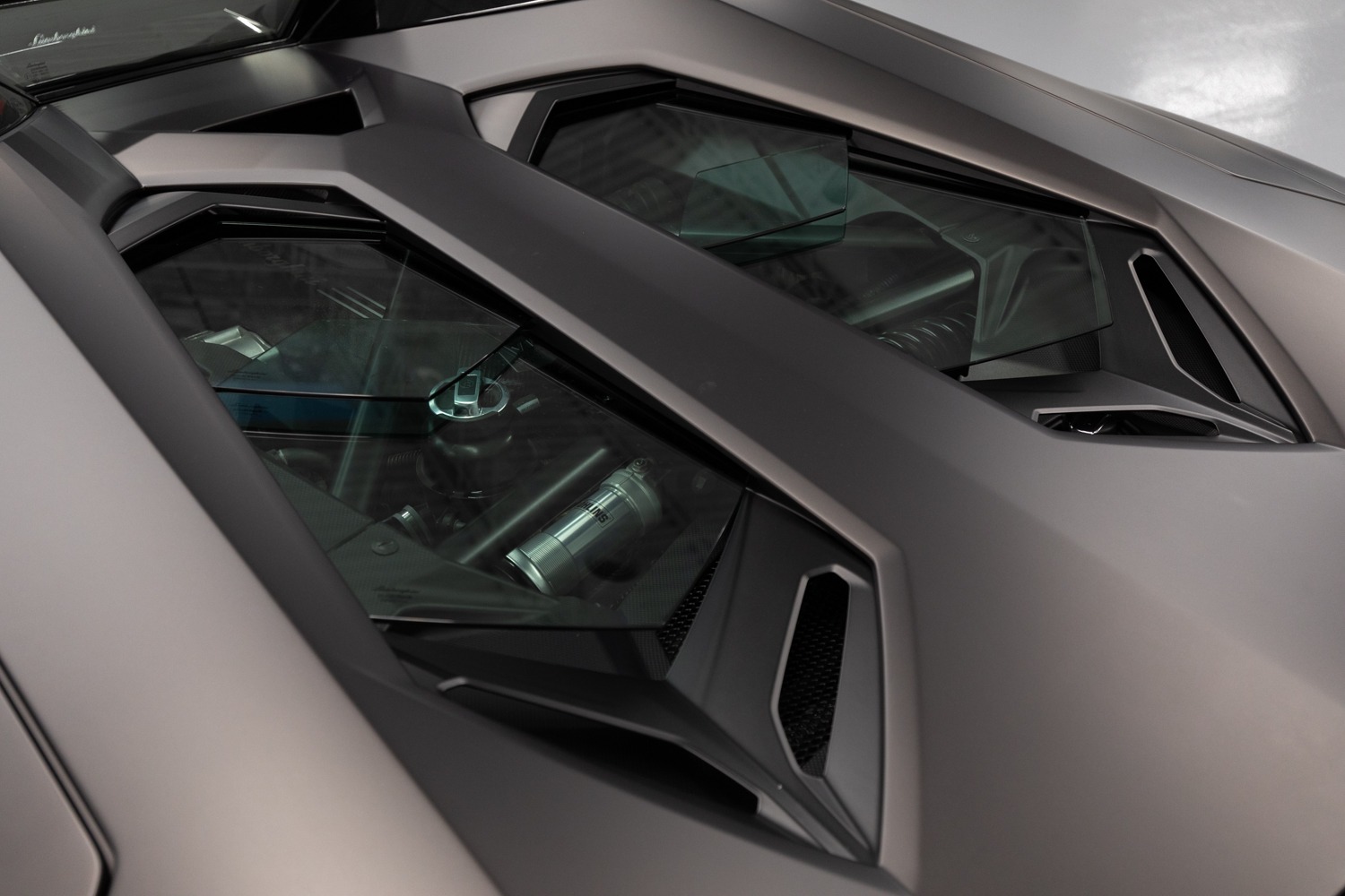 2015 Lamborghini Aventador LP 700-4