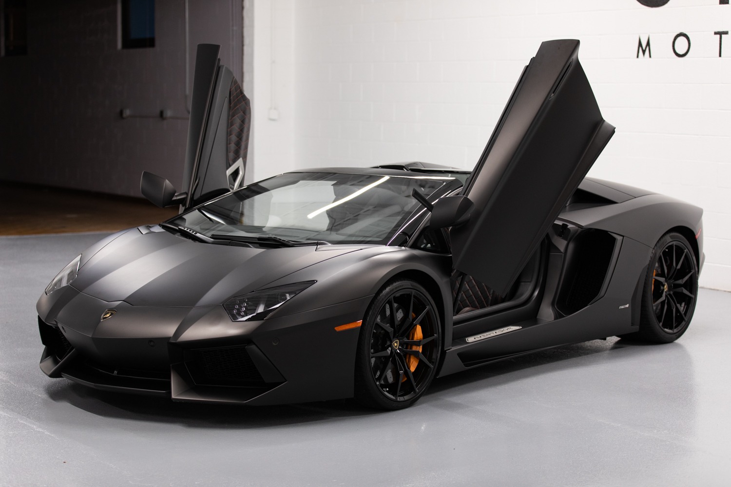 2015 Lamborghini Aventador LP 700-4