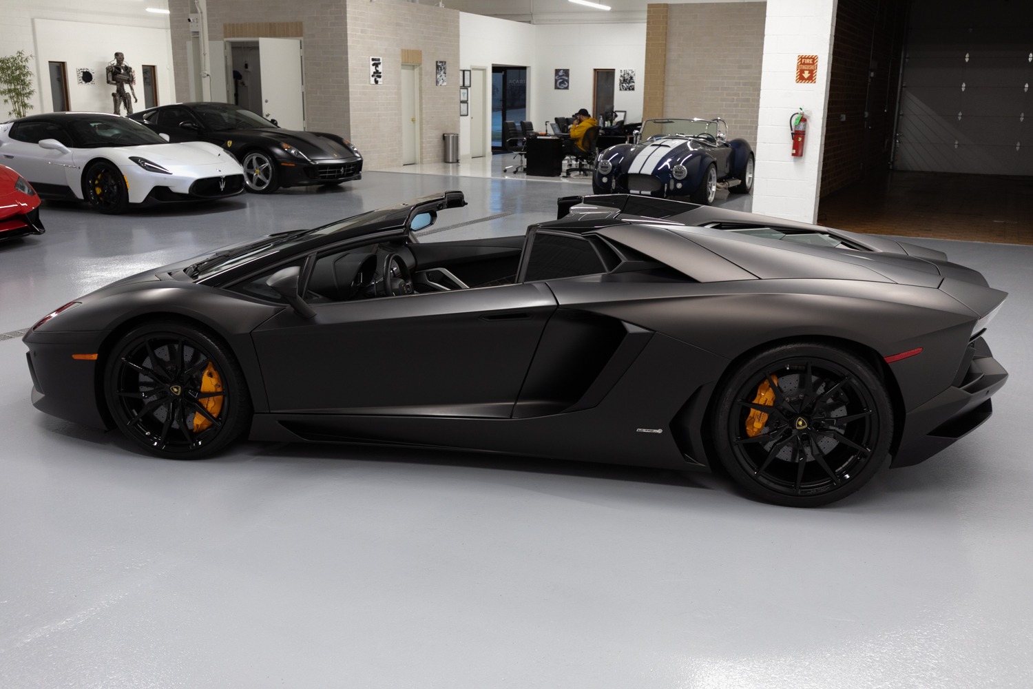 2015 Lamborghini Aventador LP 700-4